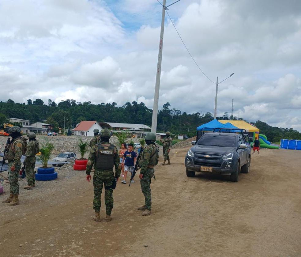 Fuerzas Armadas refuerzan seguridad en El Oro y Camilo Ponce Enríquez ...